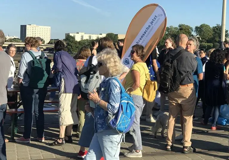 Erster Wandertag der Bürgerstiftung Dresden zum DenkRaum Sophienkirche ...